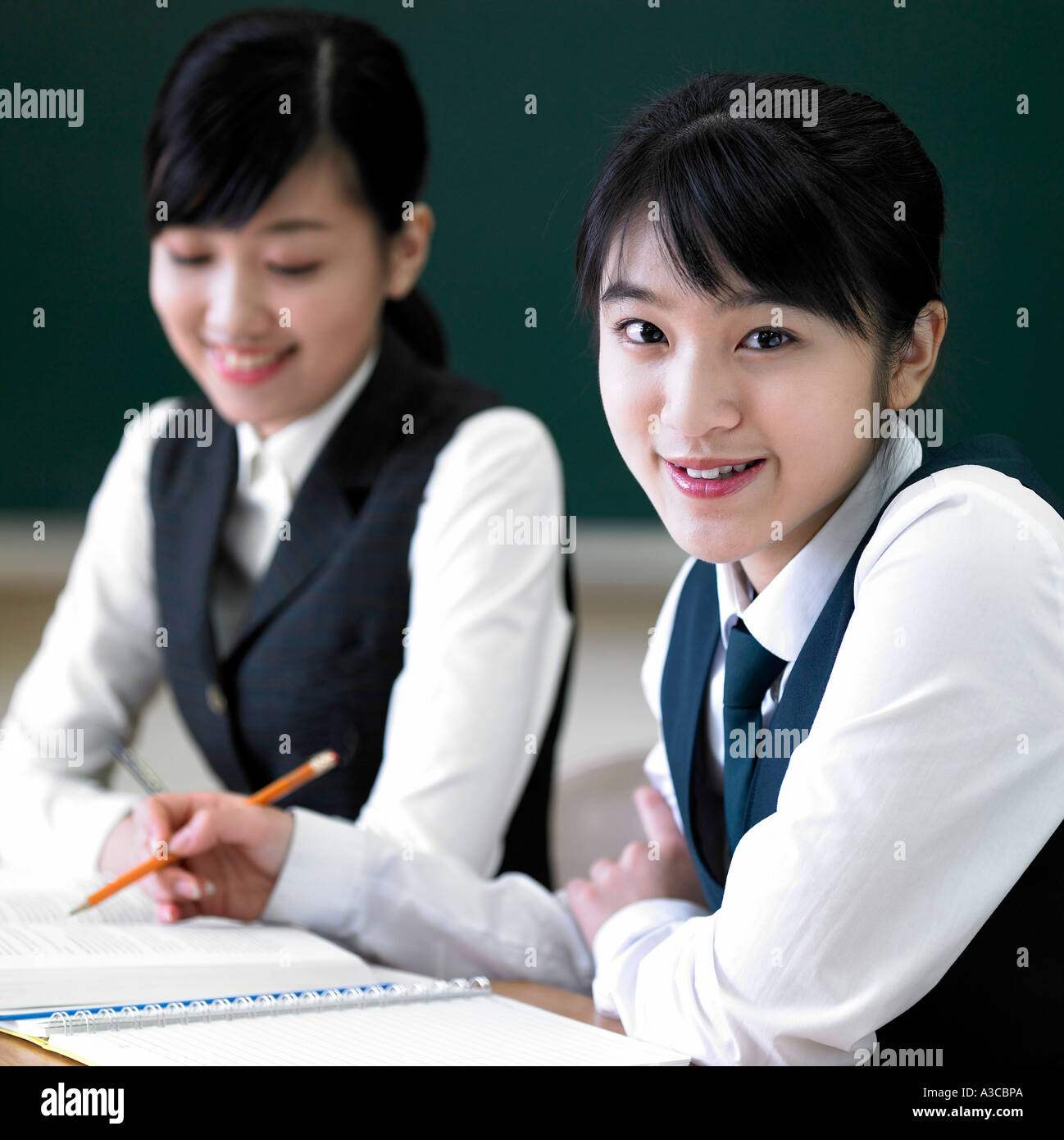 High school studying hi-res stock photography and images - Alamy