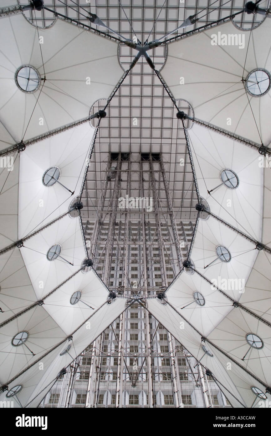La Defense complex in Paris France Stock Photo - Alamy