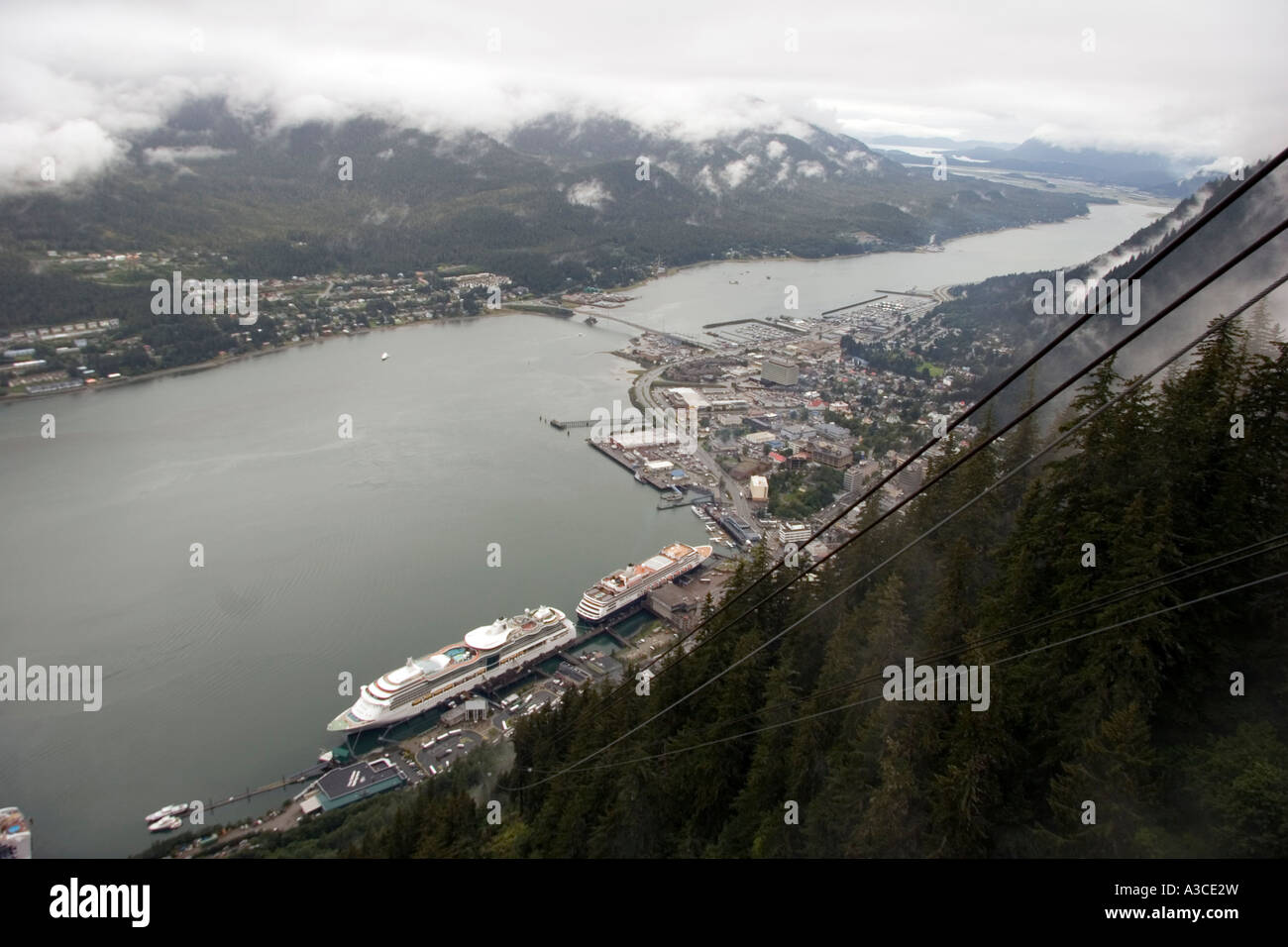 Cruise ship in juneau harbor hi-res stock photography and images - Alamy