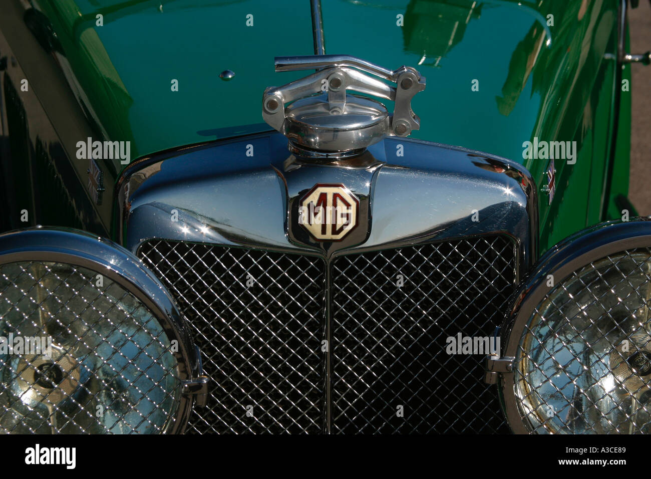 Mg grille hi-res stock photography and images - Alamy
