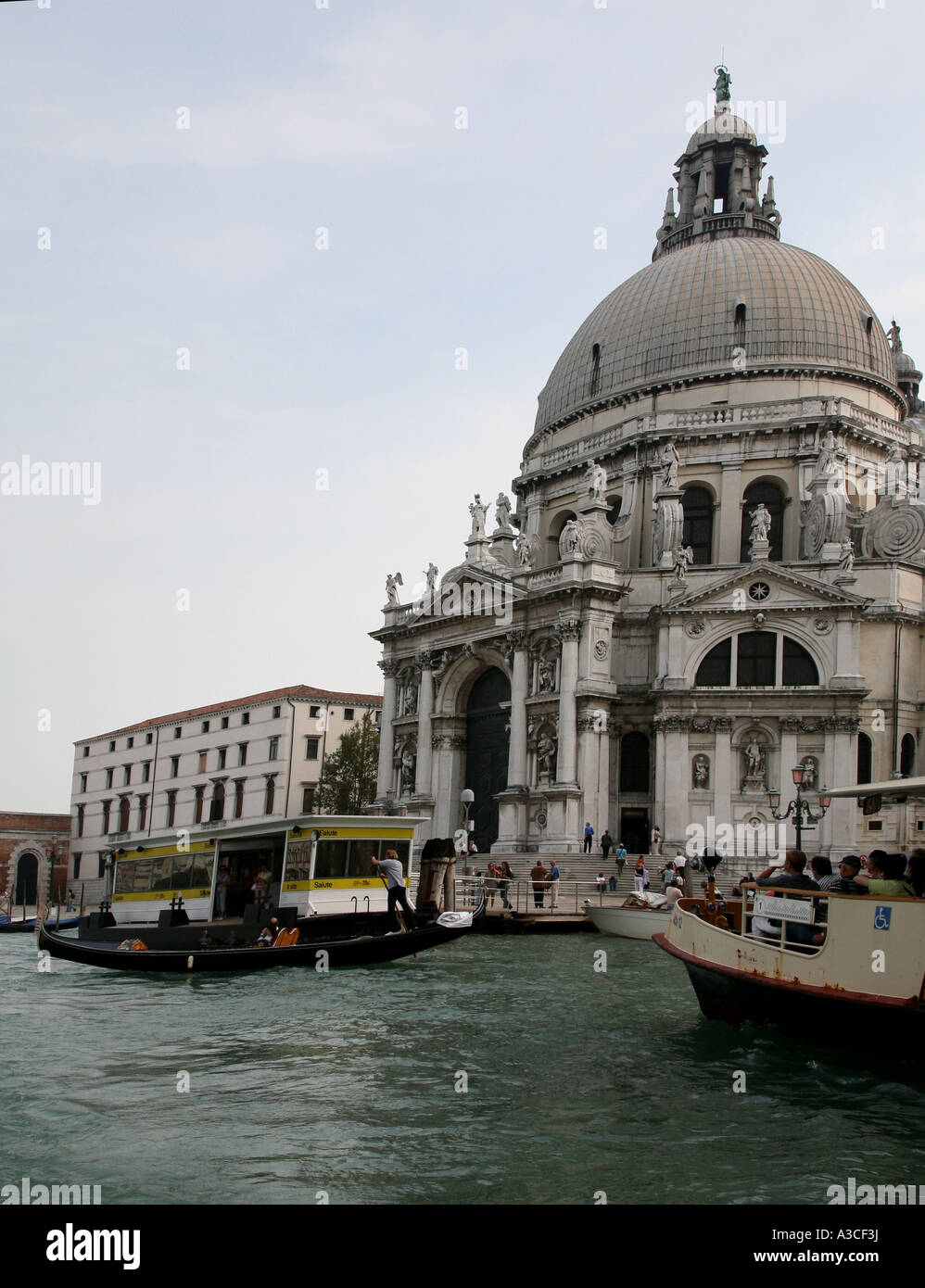 The Worlds Number 1 Tourist Destination Venice Italy Stock Photo - Alamy