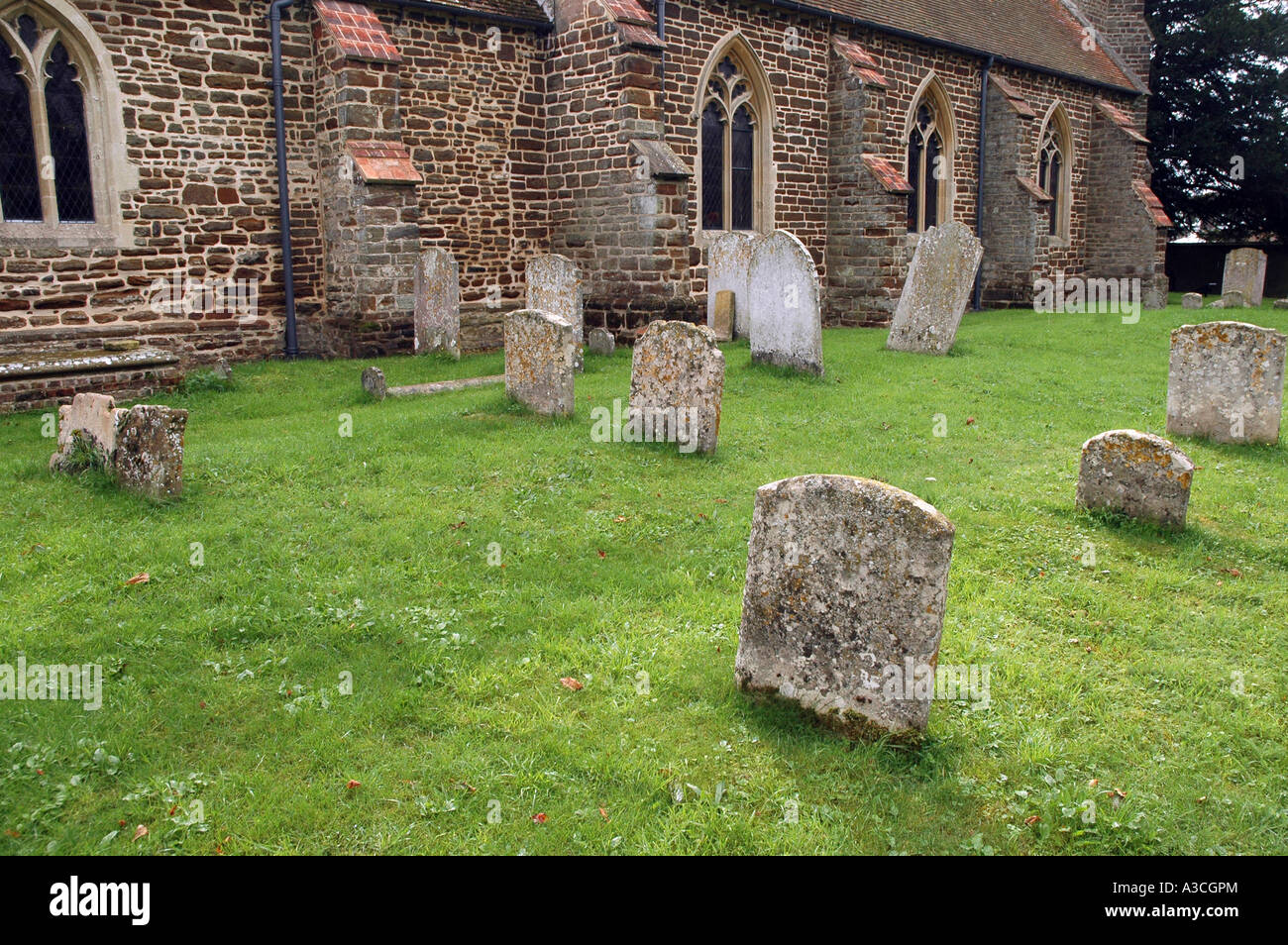 St. James the Apostle old church and cemetery in Pulloxhill Stock Photo ...