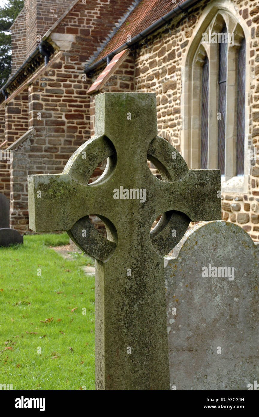 St. James the Apostle old church and cemetery in Pulloxhill Stock Photo ...