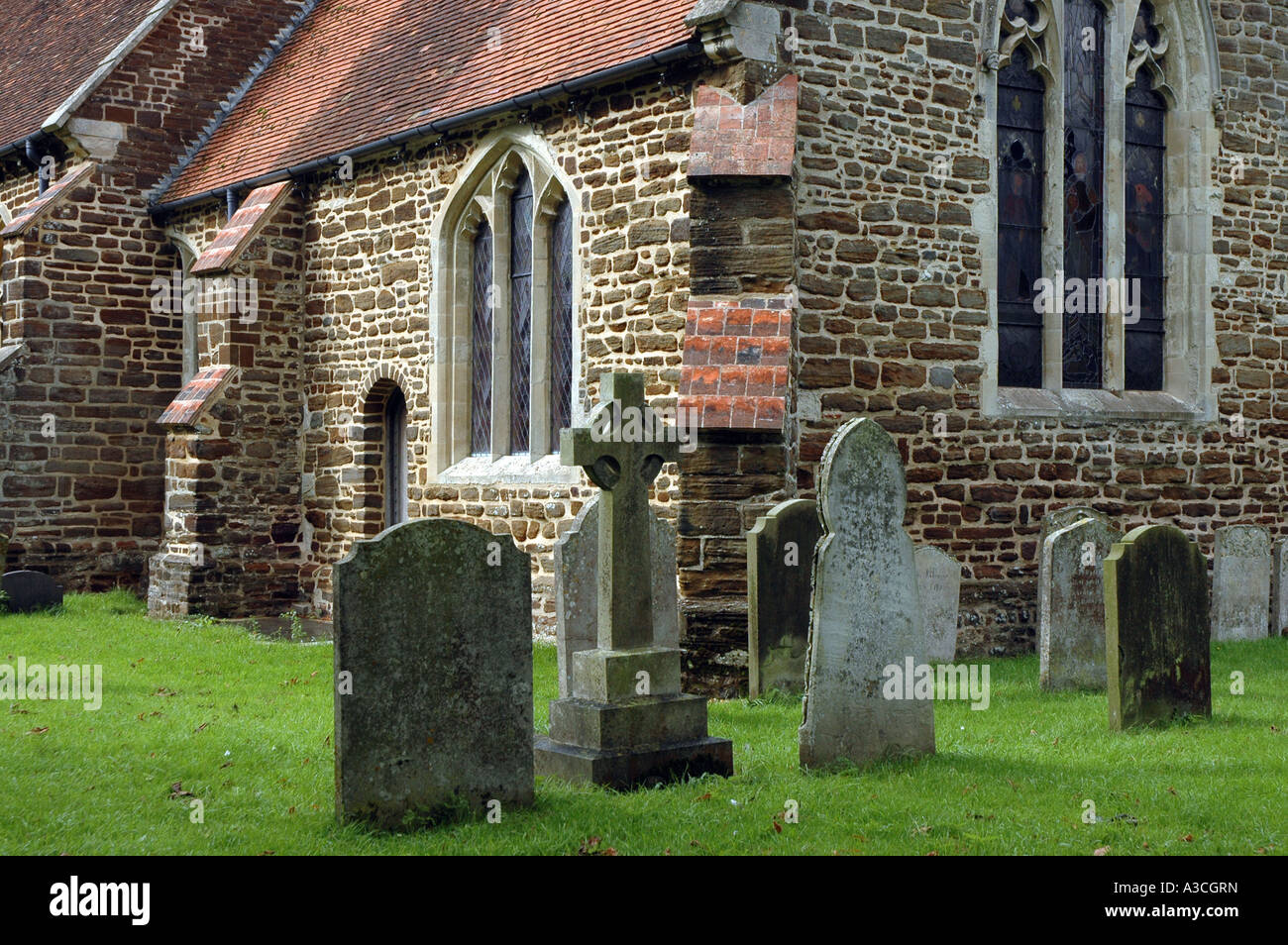 St. James the Apostle old church and cemetery in Pulloxhill Stock Photo ...