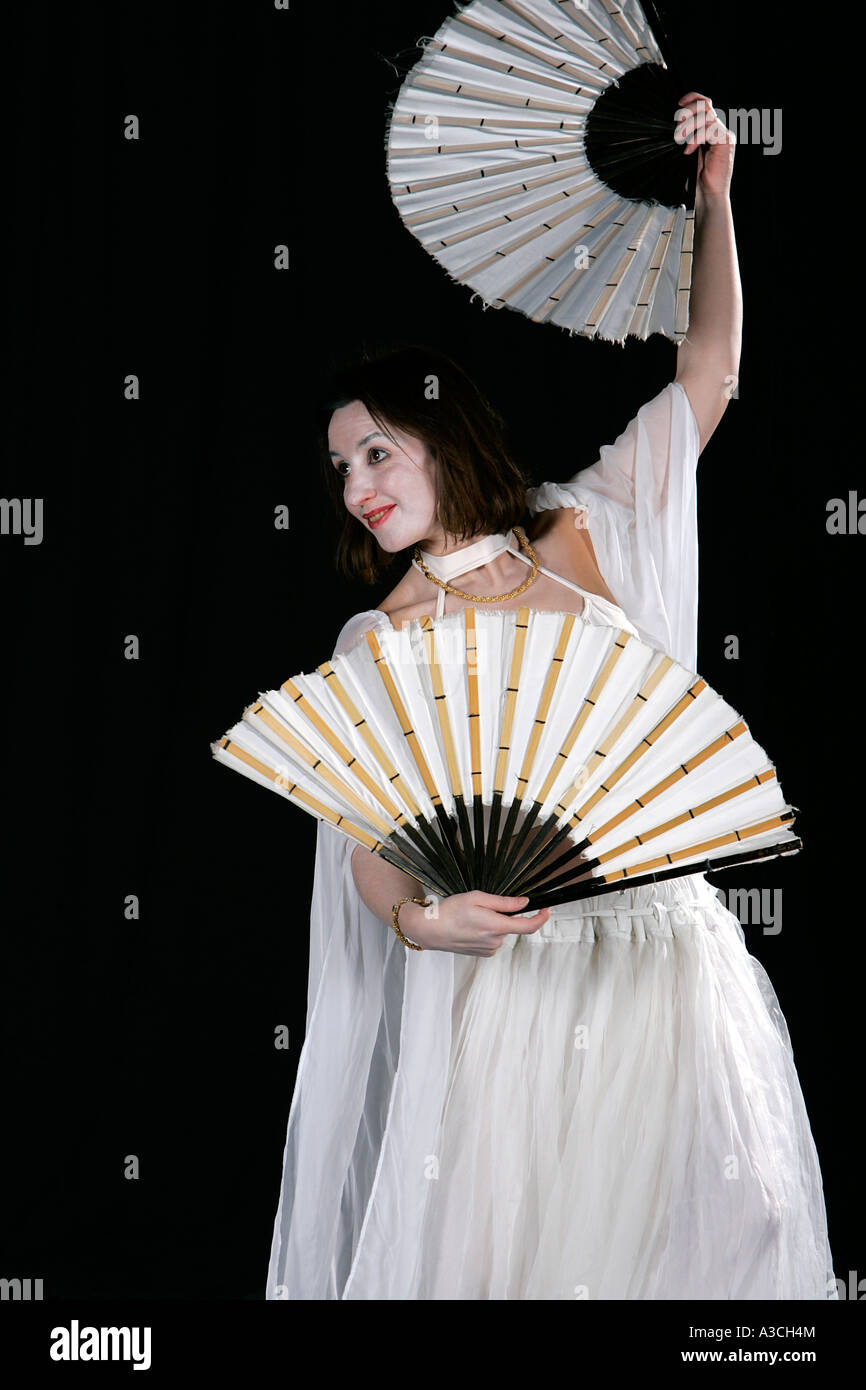 Japan Geisha dancer costume Stock Photo - Alamy