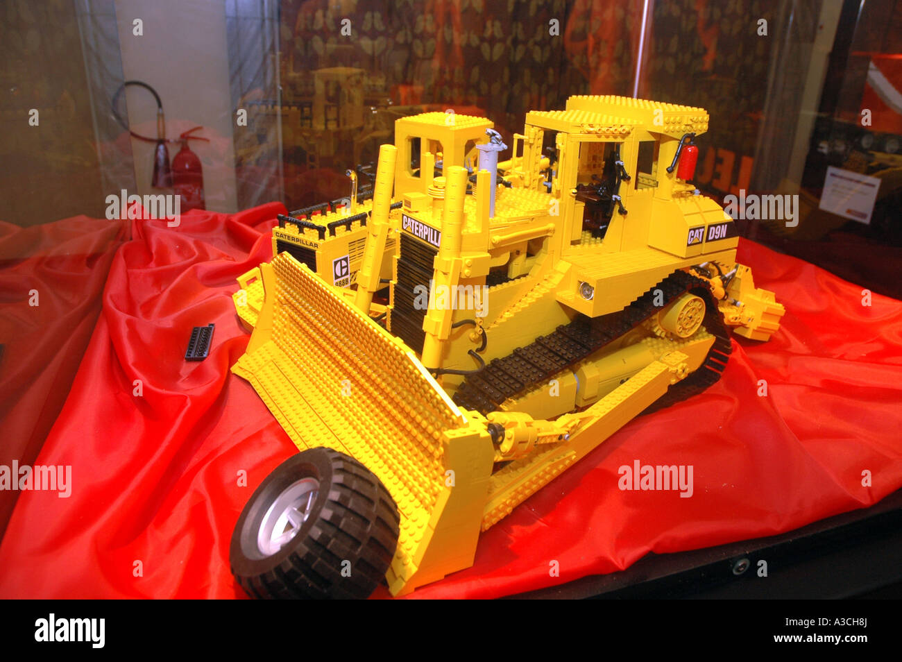 Lego brick digger and bulldozer Stock Photo - Alamy