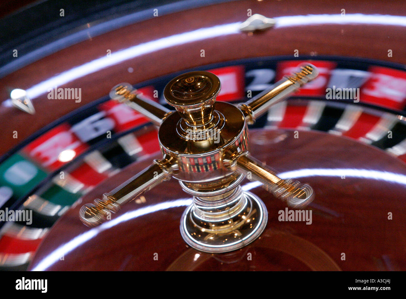casino roulette wheel Stock Photo - Alamy