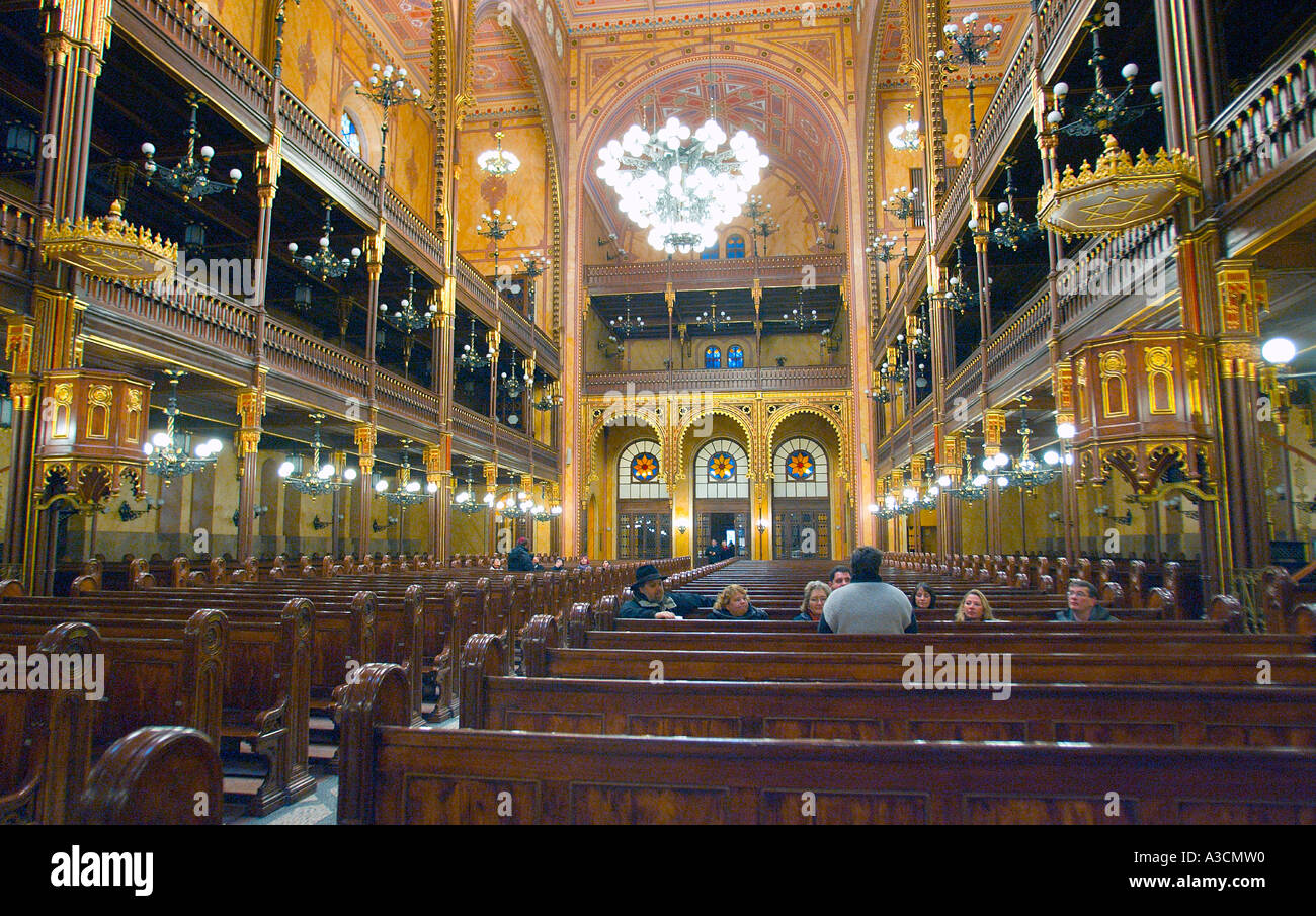 Great german synagogue hi-res stock photography and images - Alamy