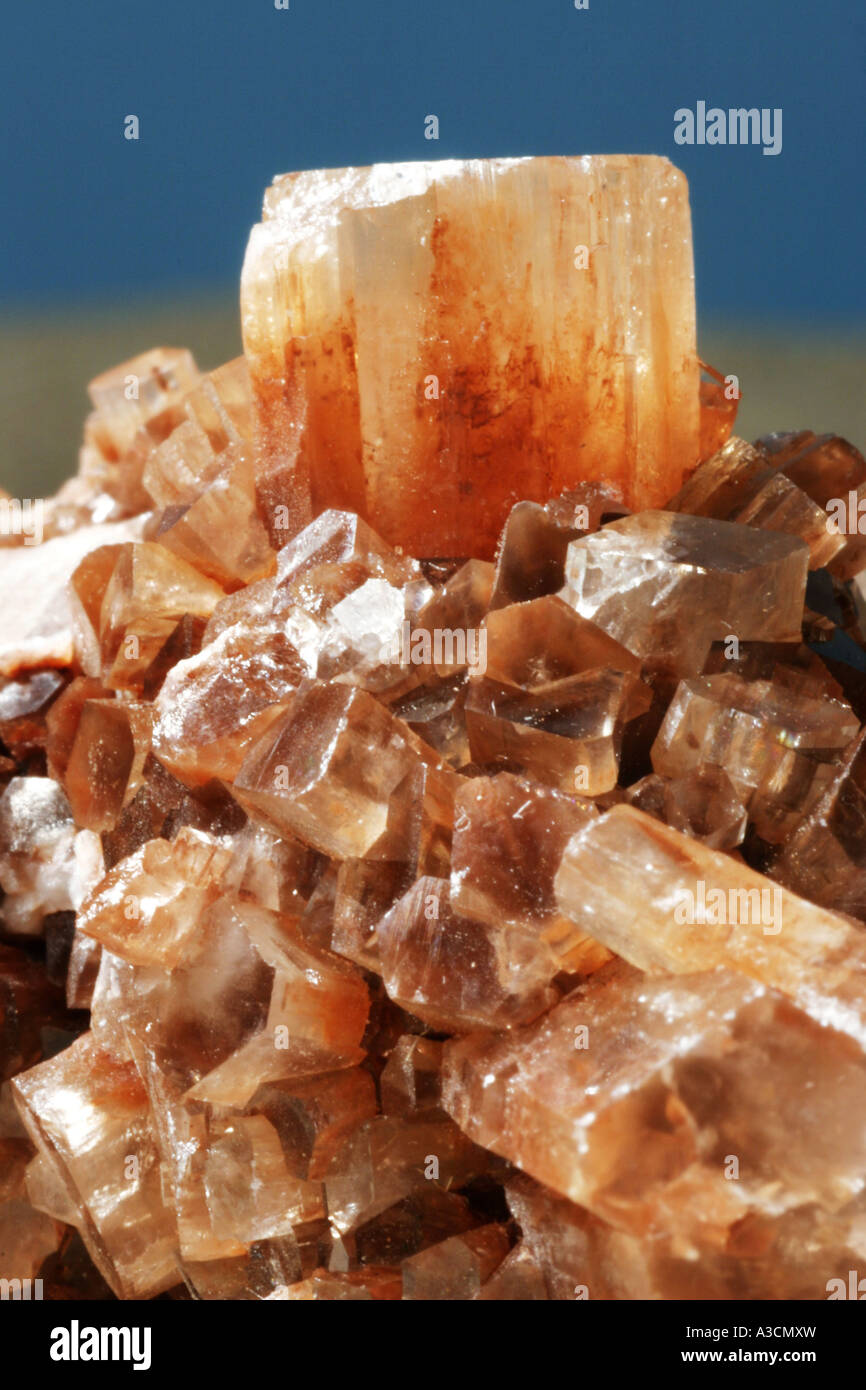 Aragonite clusters hi-res stock photography and images - Alamy