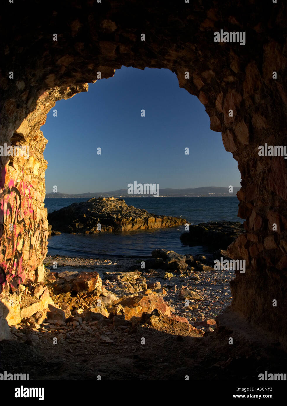 Man made rocks hi-res stock photography and images - Alamy