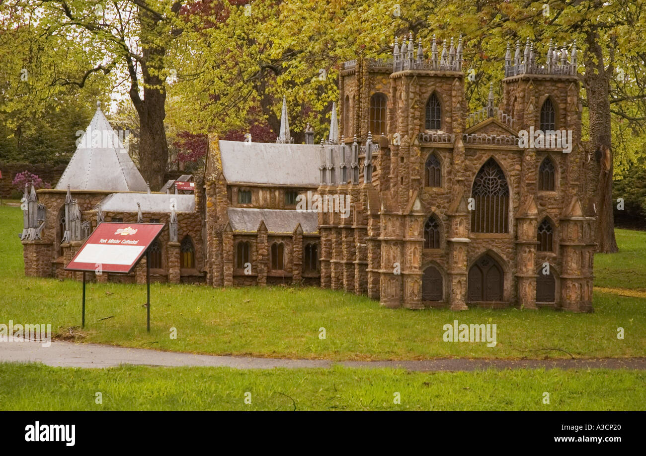 Model of york minster hi-res stock photography and images - Alamy