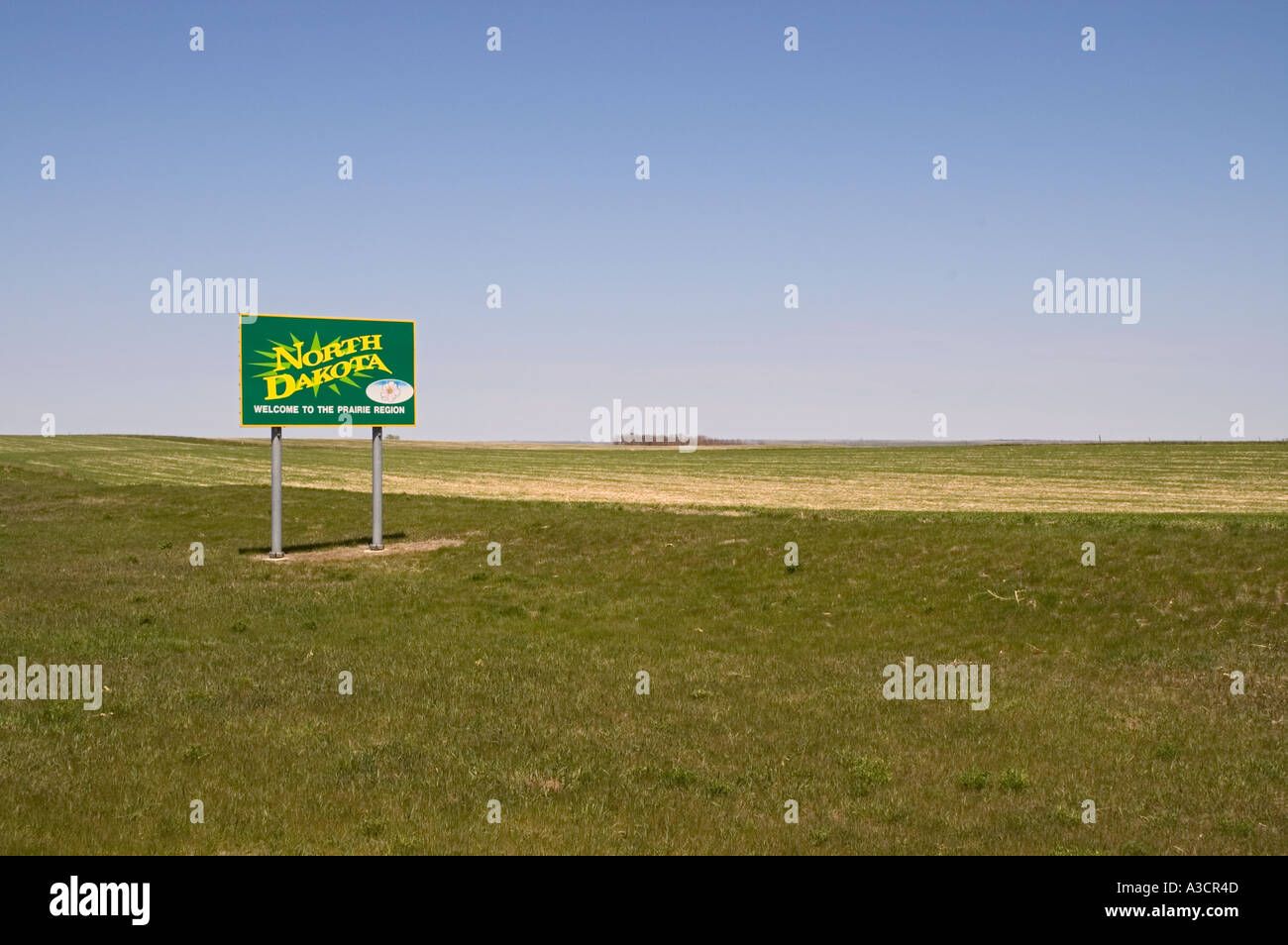 North dakota welcome sign hi-res stock photography and images - Alamy
