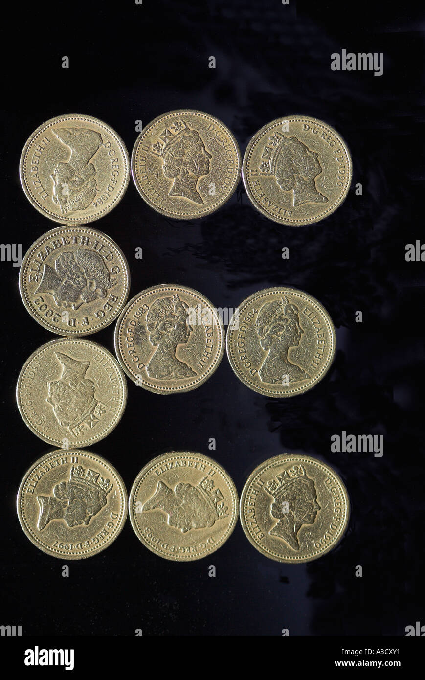 Eee font hi-res stock photography and images - Alamy