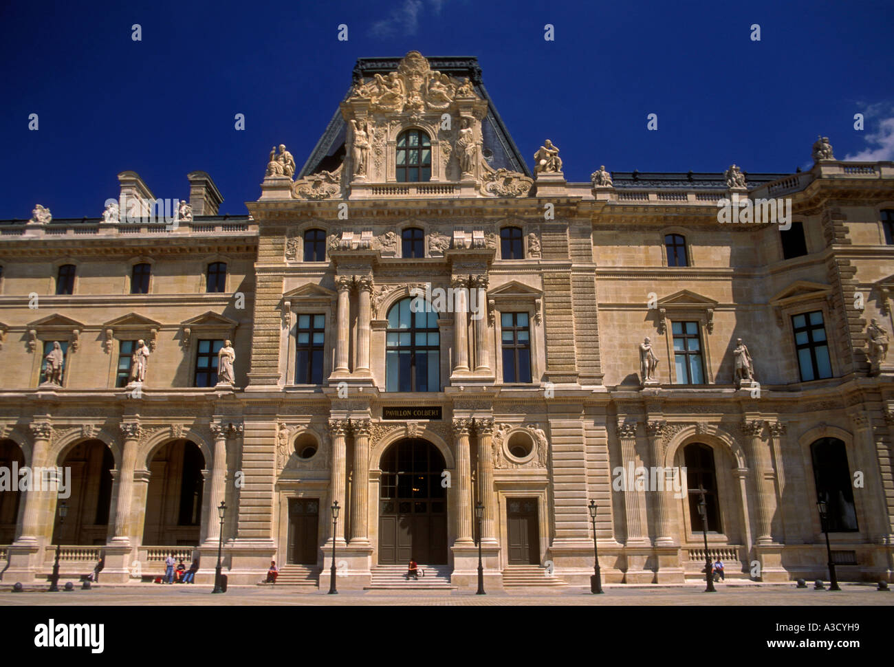 Pavillon colbert louvre palace paris hi-res stock photography and ...