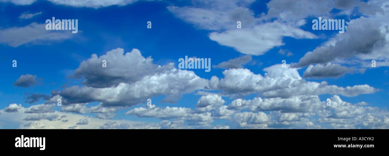Scud clouds hi-res stock photography and images - Alamy