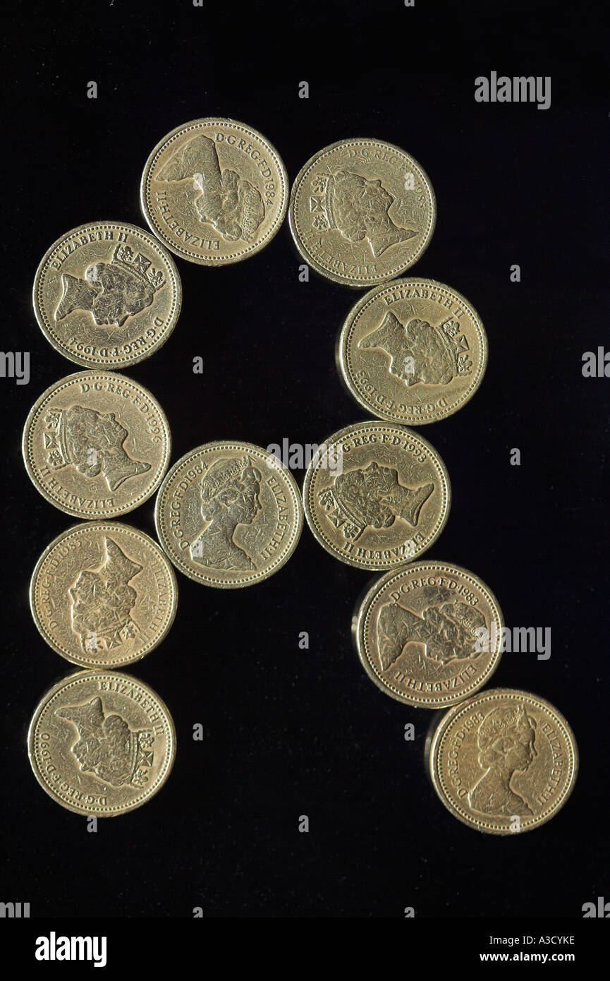 BRITISH POUND COIN FONT LETTER R ON BLACK Stock Photo - Alamy