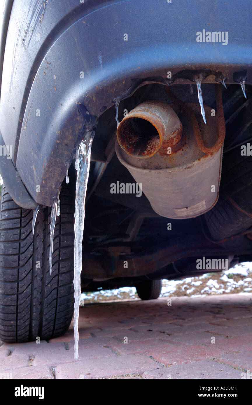 Frozen gas pipe hi-res stock photography and images - Alamy