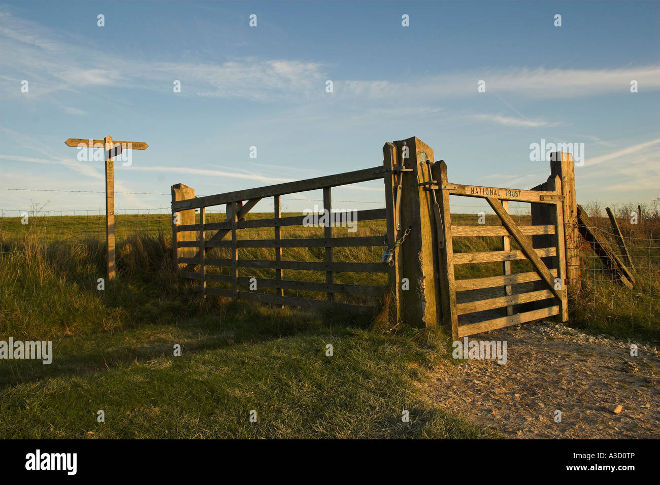 A footpath / gate to Cissbury Ring in West Sussex Stock Photo - Alamy