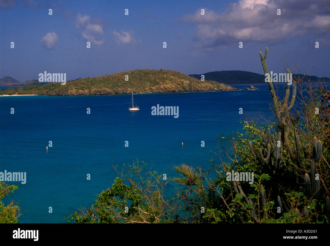 Hawksnest Beach, Hawksnest Bay, Saint John, St John, United States ...