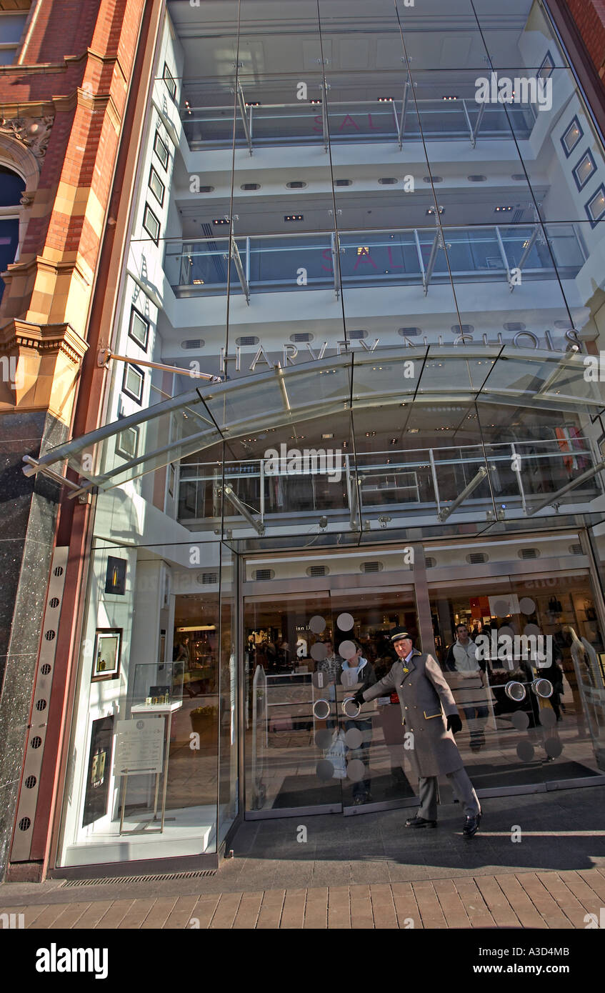Harvey nichols leeds hi-res stock photography and images - Alamy