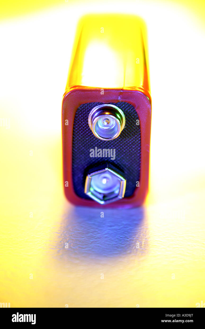 9 volt battery hi-res stock photography and images - Alamy