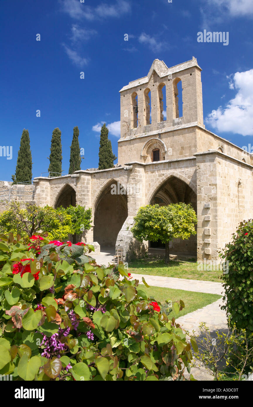 Bellapais abbey arch garden hi-res stock photography and images - Alamy