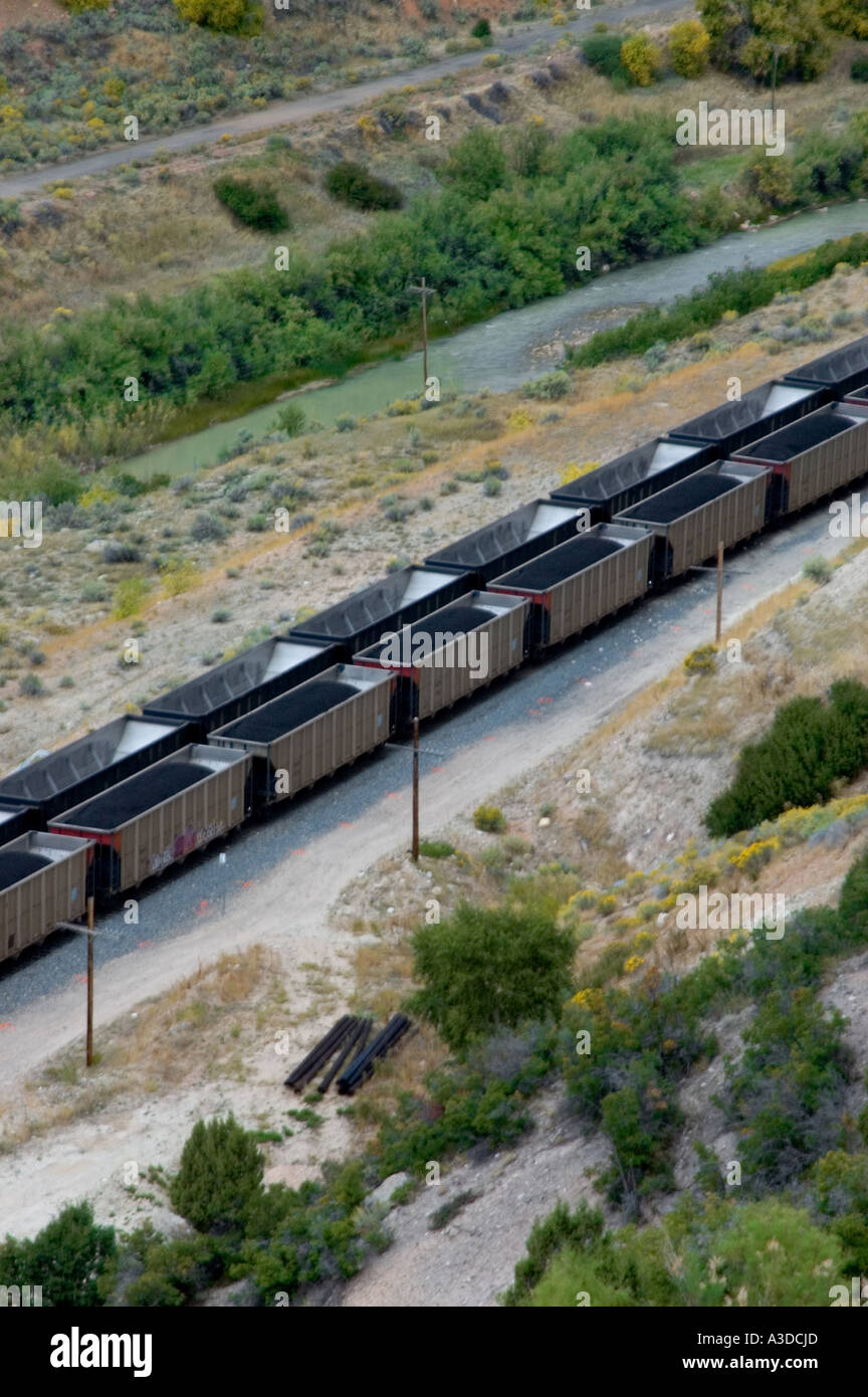 Side view empty railway track hi-res stock photography and images - Alamy