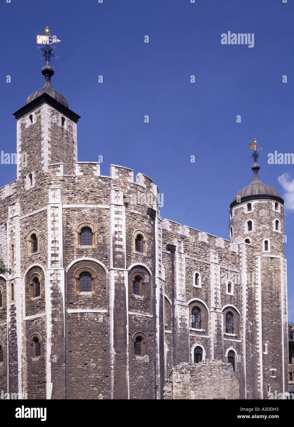 The White Tower in the Tower of London Stock Photo - Alamy