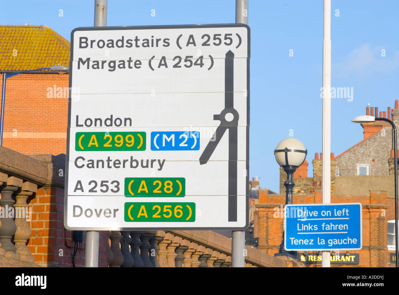 Drivers reminder sign hi-res stock photography and images - Alamy