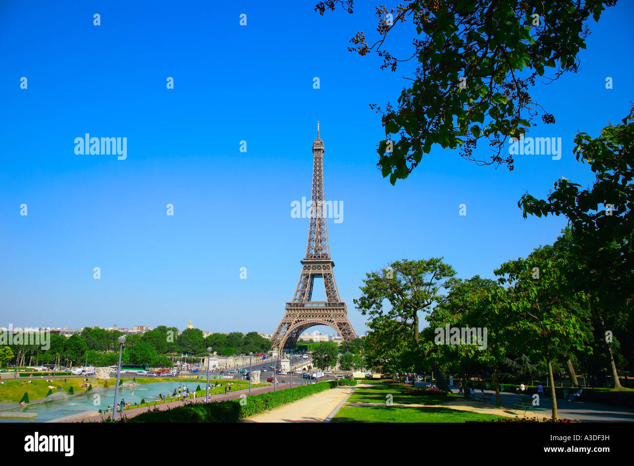 Eiffel tower and grounds Stock Photo - Alamy