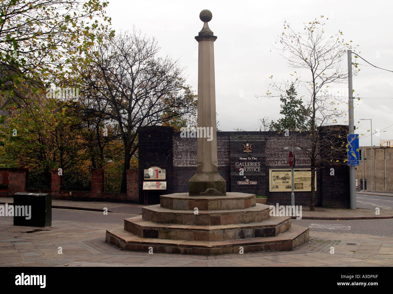 Nottingham s Market Cross in the Lace Market Stock Photo - Alamy