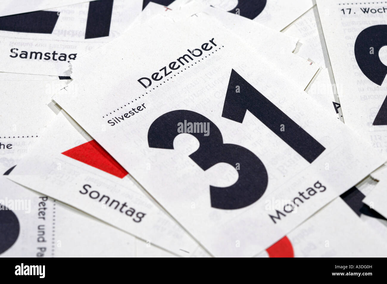 December calendar hi-res stock photography and images - Alamy