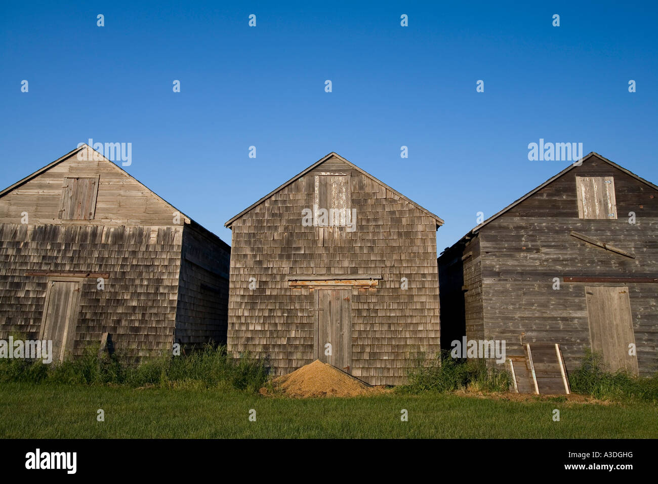 Old storage buildings hi-res stock photography and images - Alamy