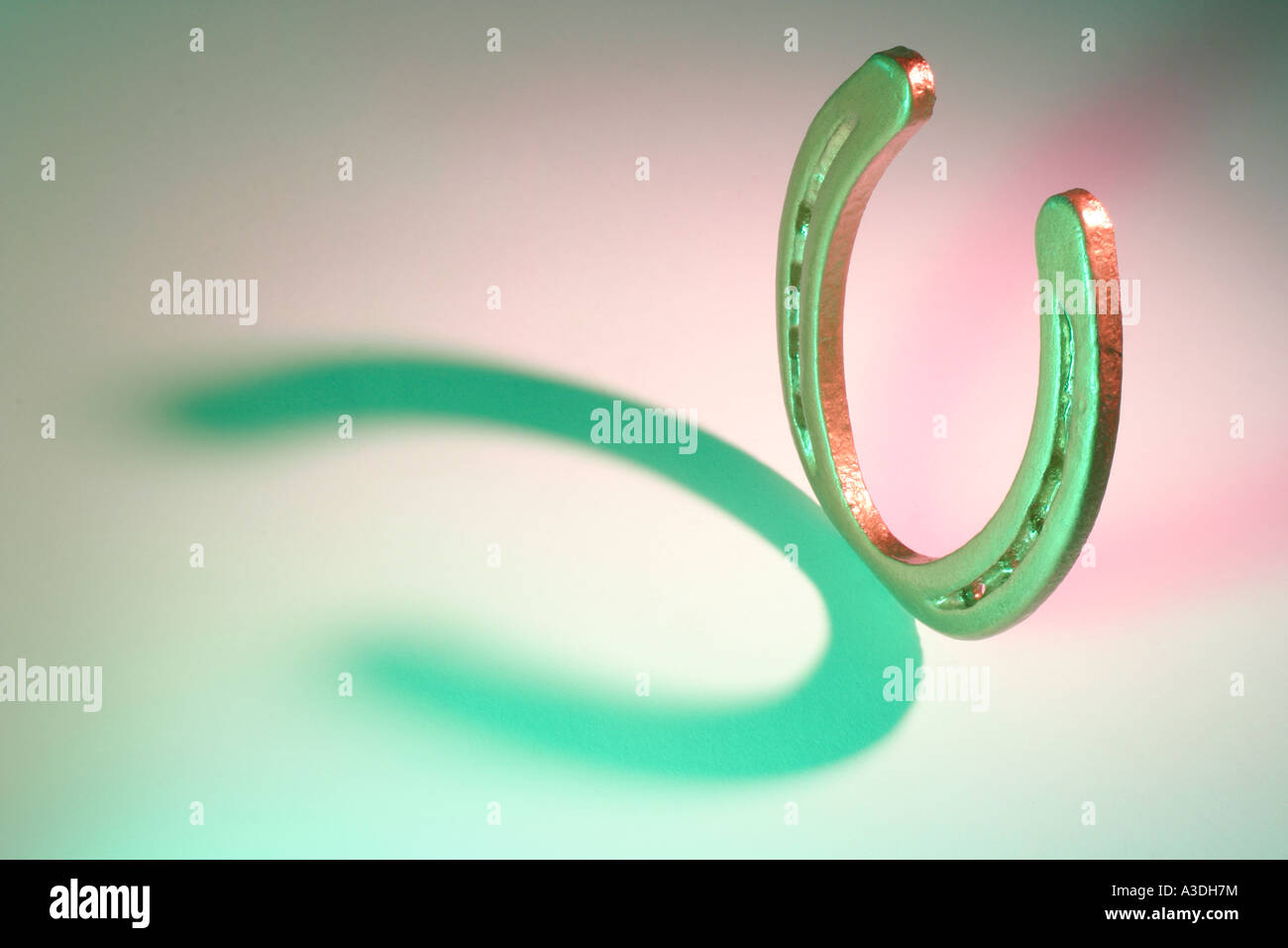 Horseshoe u shape hi-res stock photography and images - Alamy
