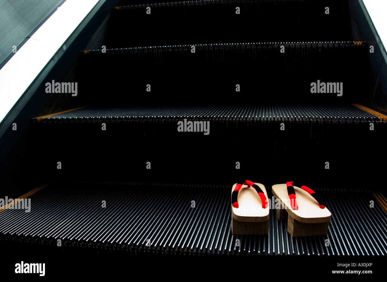 Japanese geta hi-res stock photography and images - Alamy