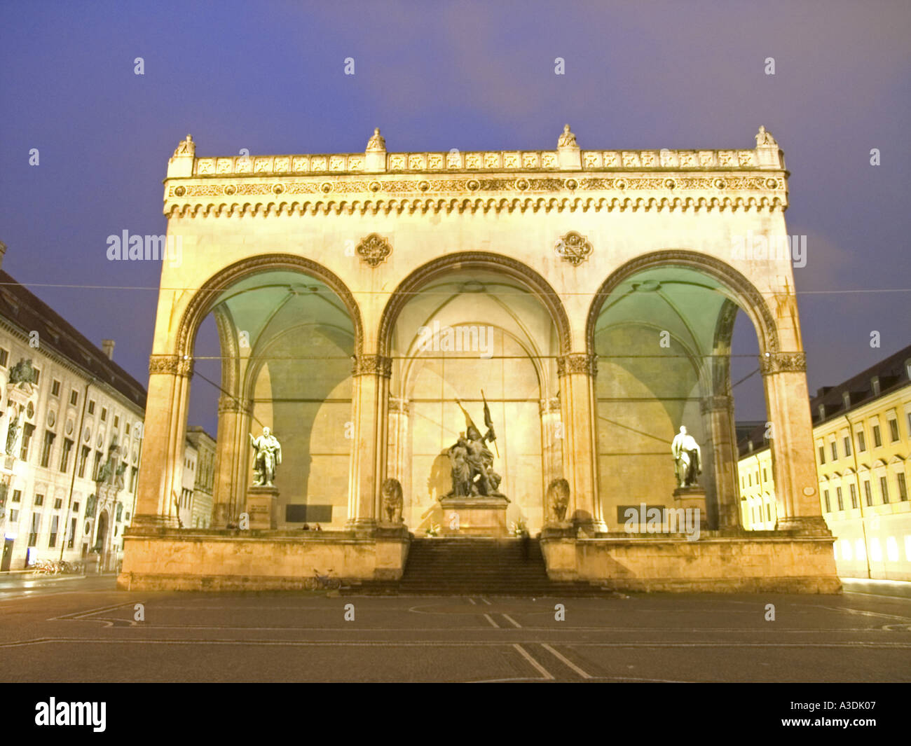 Feldherrnhalle generals hall hi-res stock photography and images - Alamy