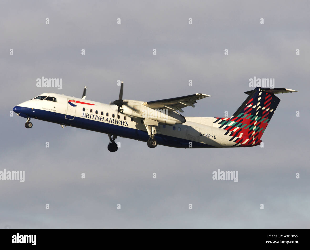 British Airways BA Dash 8 arriving Stock Photo - Alamy