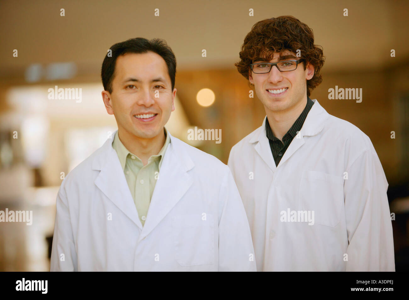 Medical apprentice hi-res stock photography and images - Alamy
