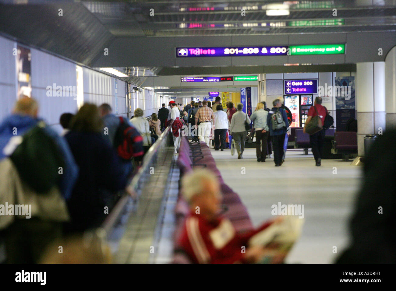Terminal 1 Manchester High Resolution Stock Photography and Images - Alamy