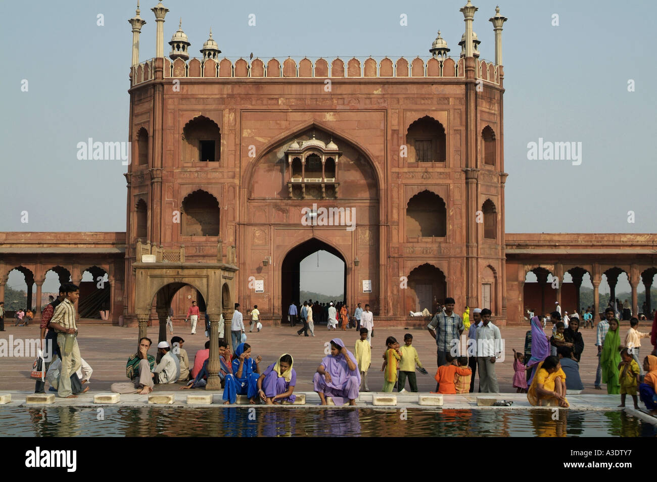 Mosque water tank hi-res stock photography and images - Alamy