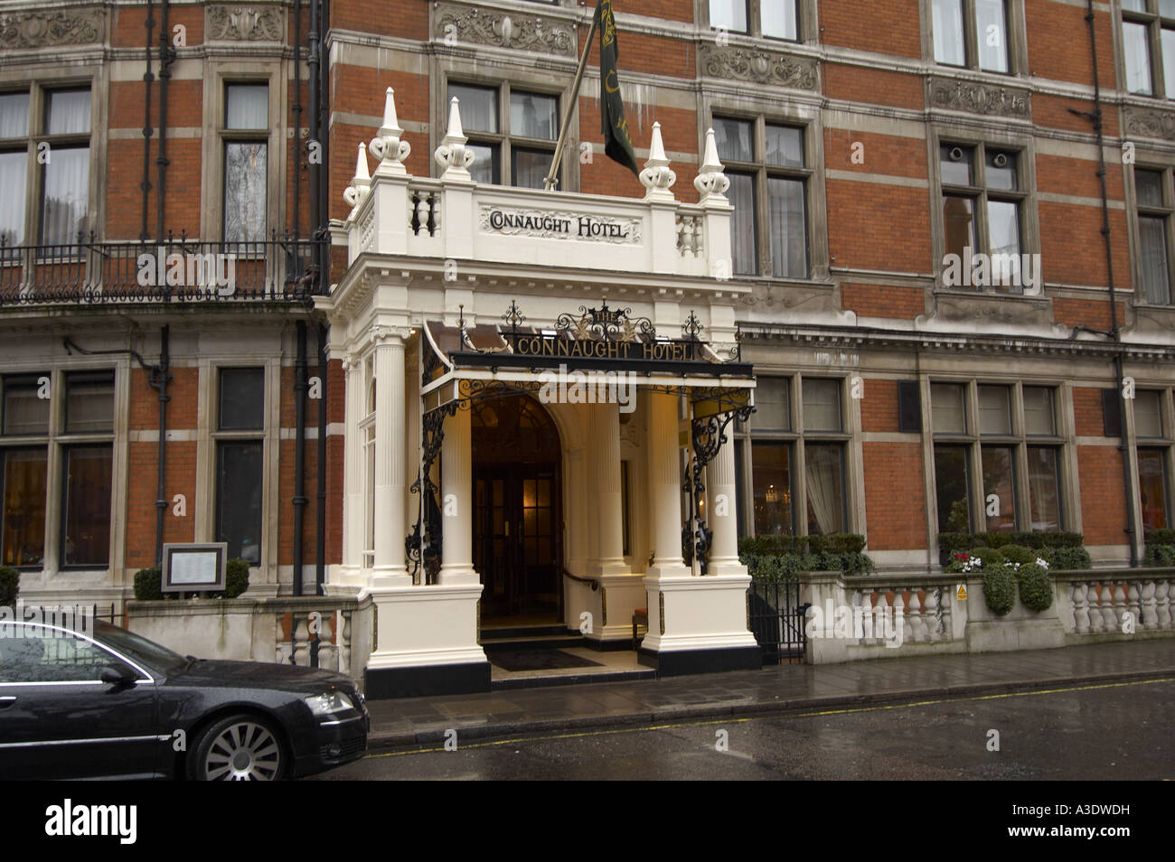 The Connaught Hotel Mayfair London Stock Photo - Alamy