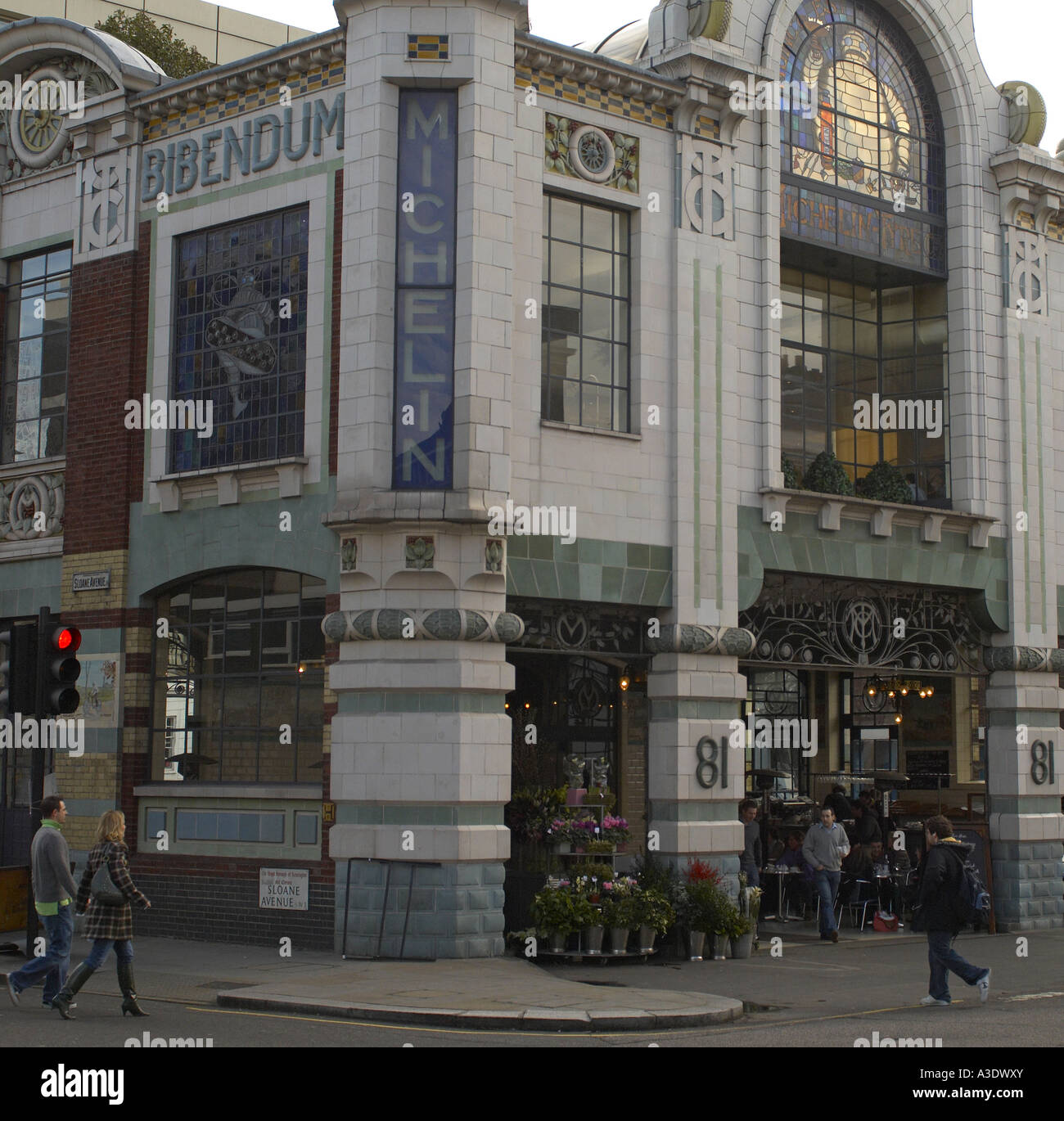 Bibendum Restaurant in the former headquarters of the Michelin Tyre Co ...