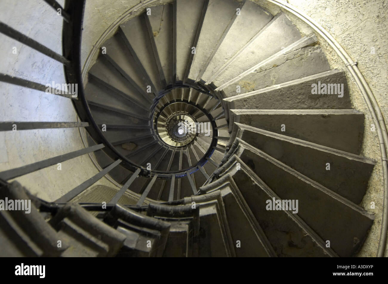 The spiral staircase inside the Monument London Stock Photo - Alamy