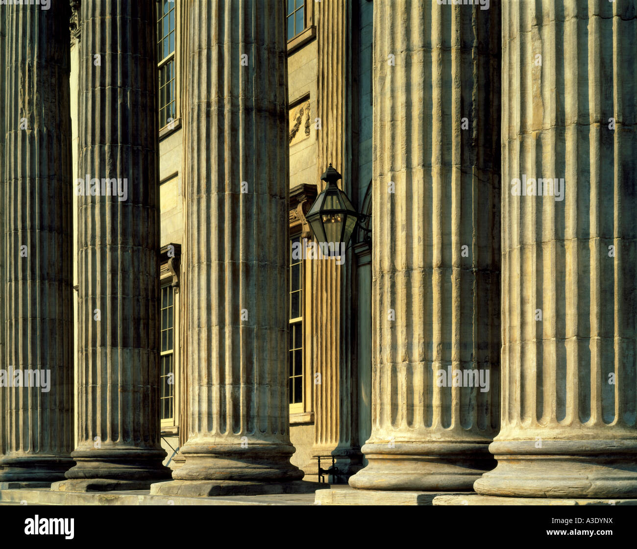 Classical Columns Of First Bank Of The United States, Philadelphia ...