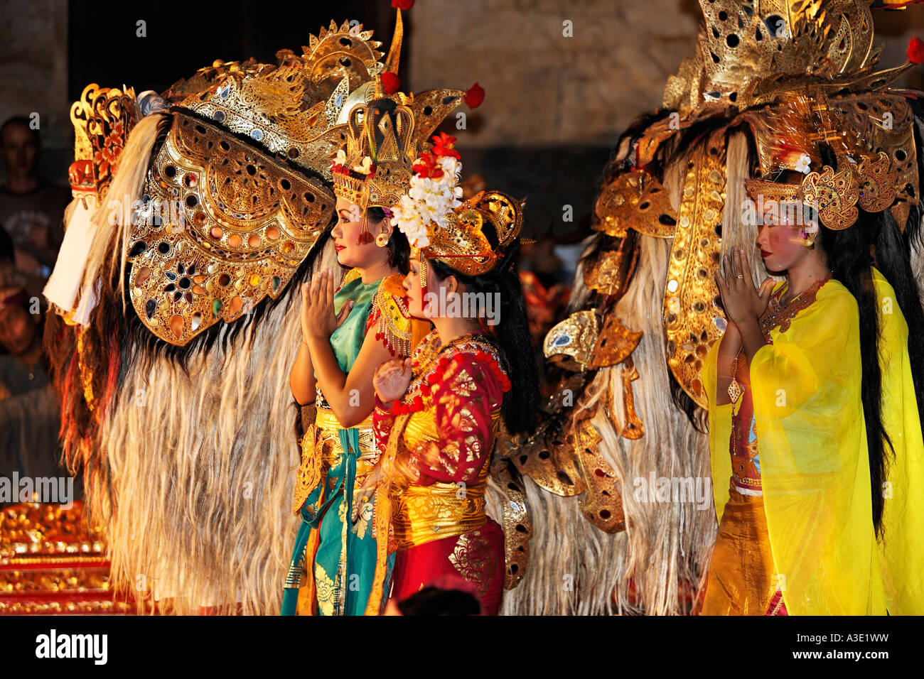 Legong dance in Ubud, Bali, Indonesien Stock Photo - Alamy