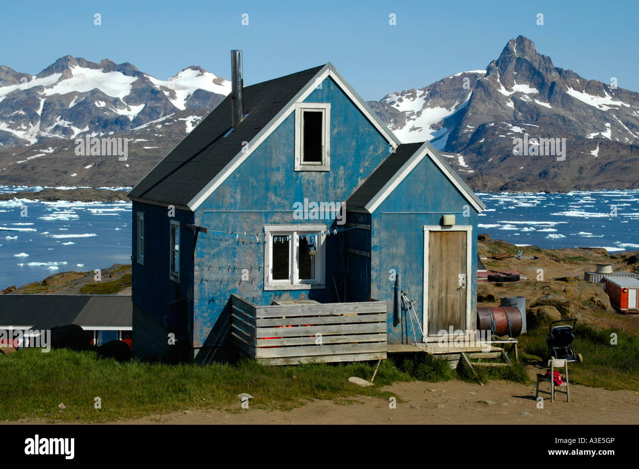 Old ice house hi-res stock photography and images - Alamy