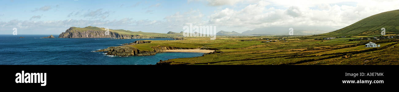 Bay and cliffs at Sybil Head, Ballyferriter, Dingle Peninsula, Kerry ...