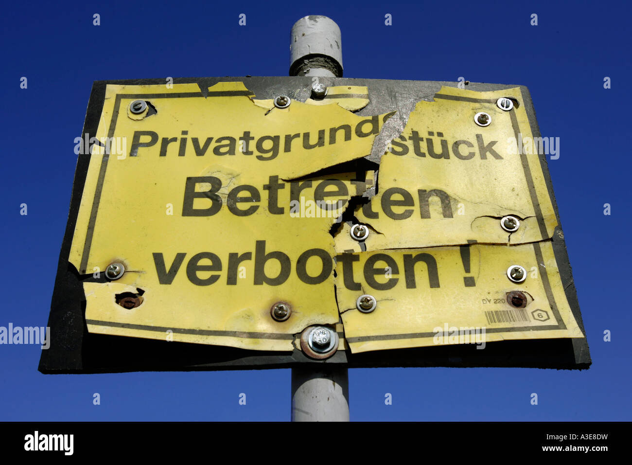 Sign: Private Property - Keep Off Stock Photo - Alamy