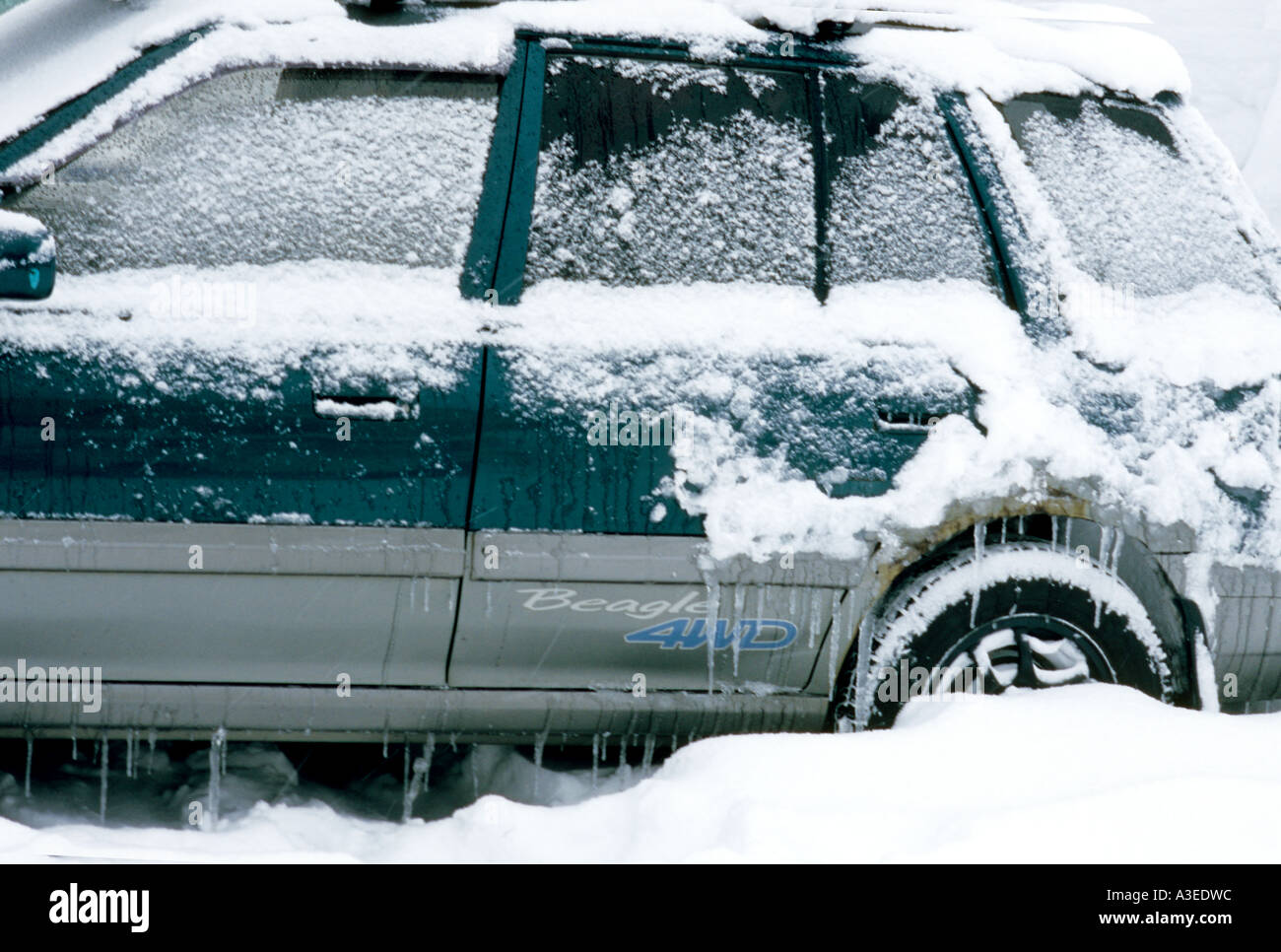 frozen 4x4 vehicle in Aomori prefecture japan Stock Photo - Alamy