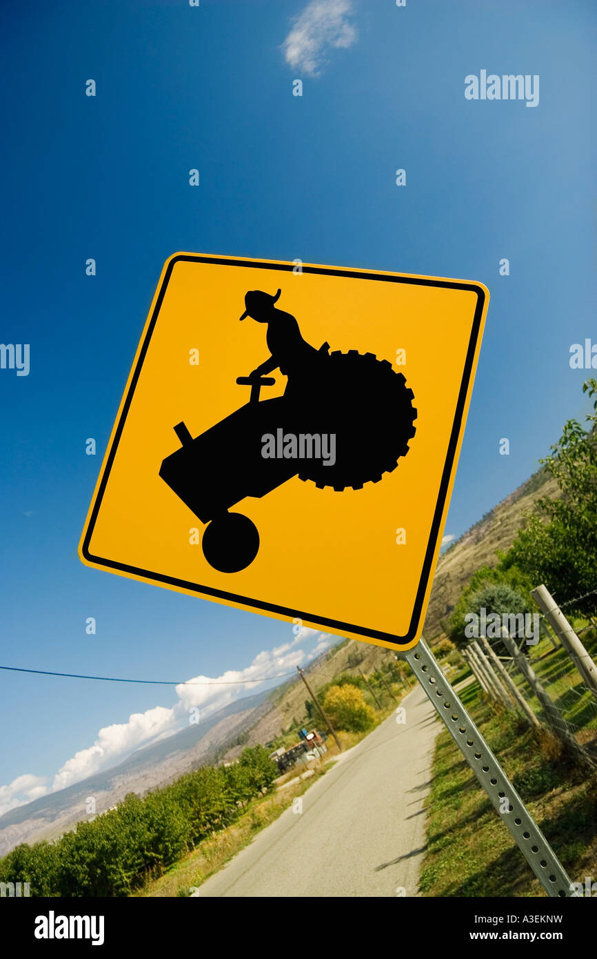 Tractor Crossing Sign High Resolution Stock Photography and Images - Alamy